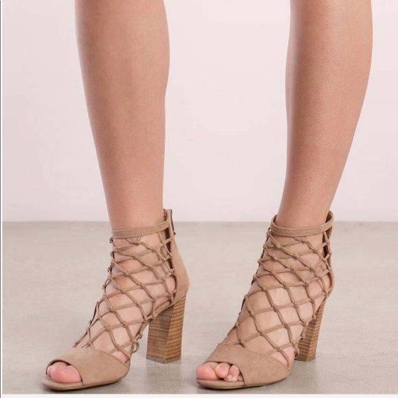 Urban Outfitters | Shoes | Nib Nude Knotted Caged Open Toe Block Heel ...